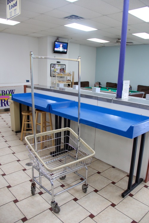 Coin Laundromat Minneapolis MN + Coin Operated Laundry Service